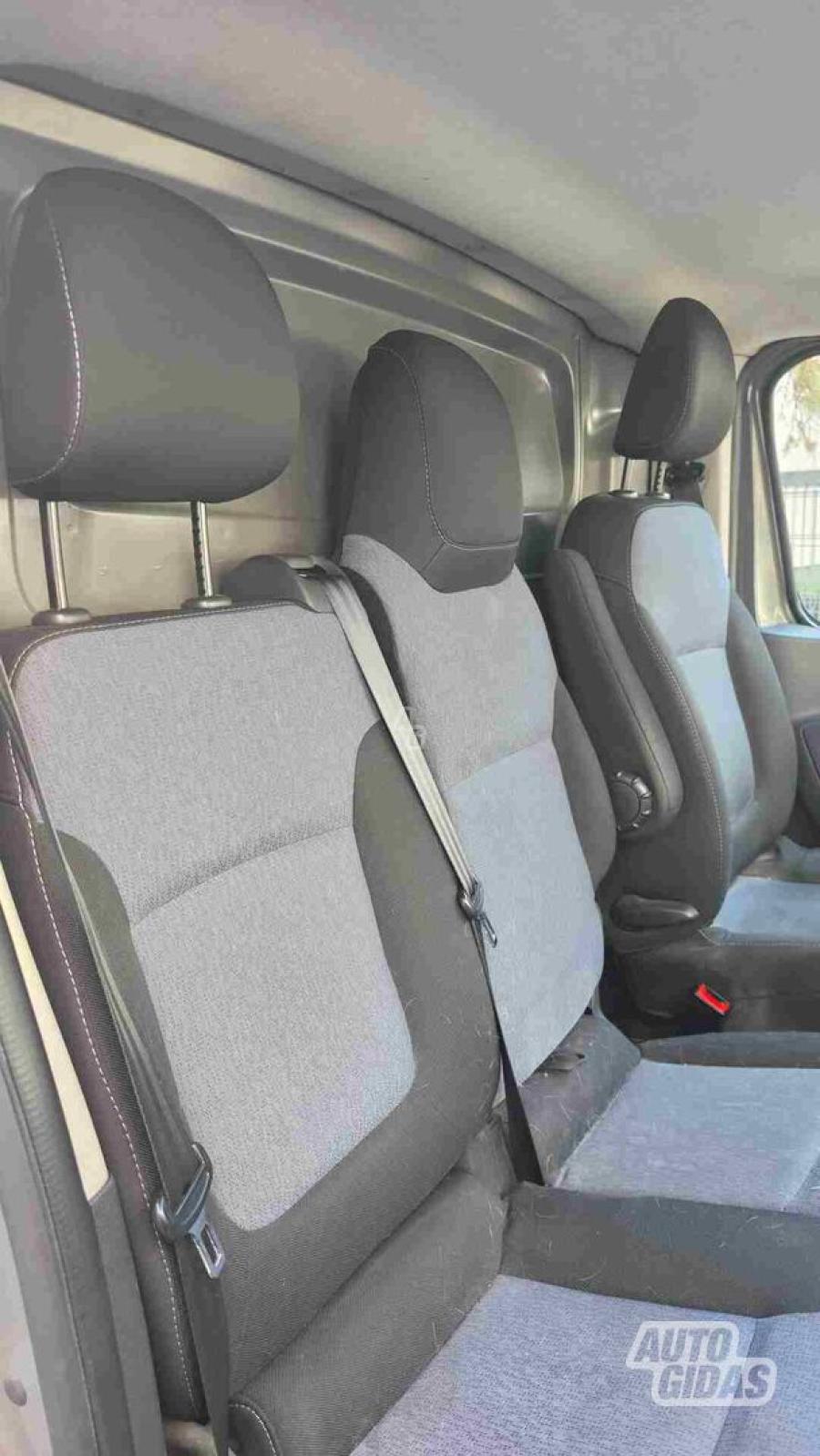 Pelēks Opel Vivaro 2016 Viļņa, ar dzinēja tilpumu 1.60 L un nobraukumu 130 tūkst. km par 12000 €, foto 10 vietnē AUTOMOTO.COM.LV
