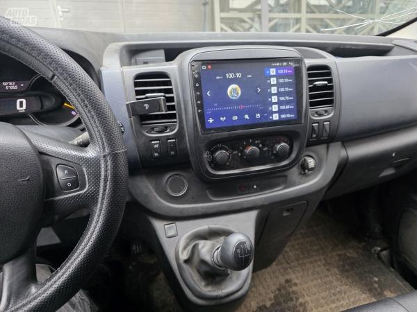 Grey Opel Vivaro 2017 in Vilnius, with an engine capacity of 1.60 L and mileage of 195 thousand km for 9550 €, photo 10 on AUTOMOTO.COM.LV