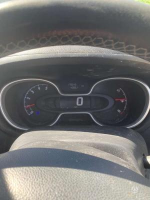 Grey Opel Vivaro 2017 in Klaipeda, with an engine capacity of 1.60 L and mileage of 180 thousand km for 3300 €, photo 6 on AUTOMOTO.COM.LV