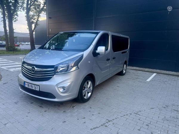 Pelēks Opel Vivaro 2017 Kauņa, ar dzinēja tilpumu 1.60 L un nobraukumu 195 tūkst. km par 13350 €, foto 1 vietnē AUTOMOTO.COM.LV