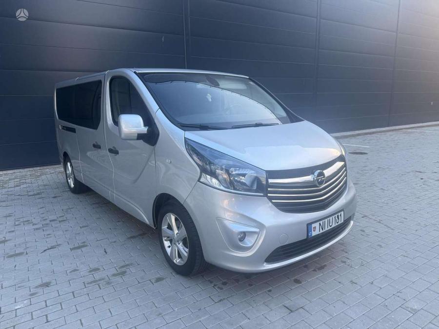 Pelēks Opel Vivaro 2017 Kauņa, ar dzinēja tilpumu 1.60 L un nobraukumu 195 tūkst. km par 13350 €, foto 4 vietnē AUTOMOTO.COM.LV