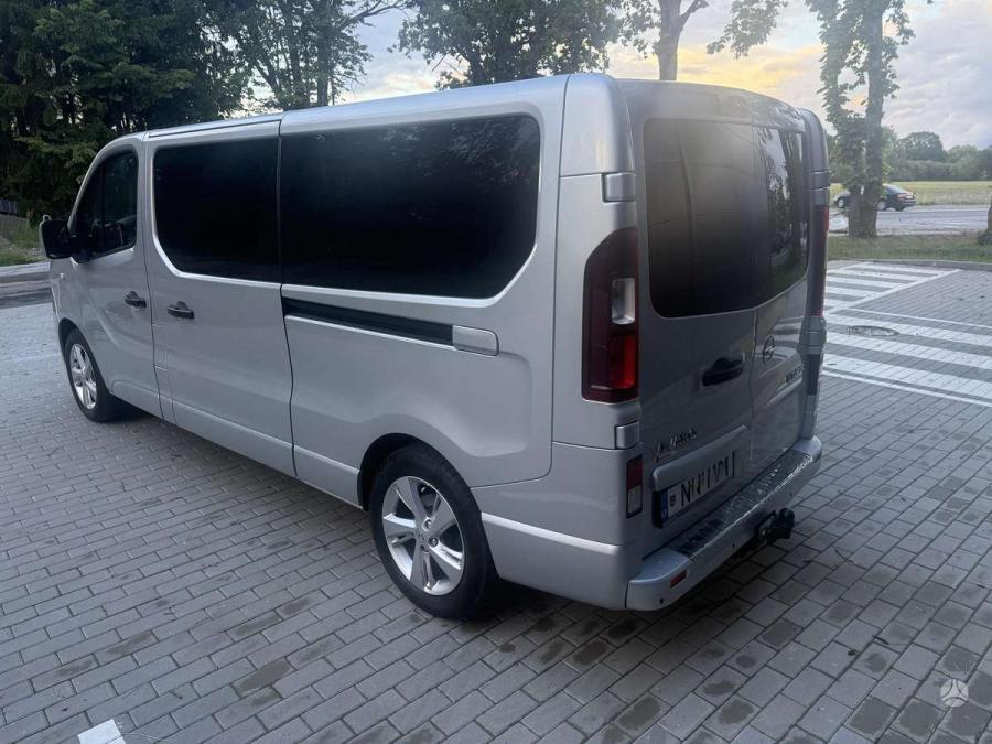 Pelēks Opel Vivaro 2017 Kauņa, ar dzinēja tilpumu 1.60 L un nobraukumu 195 tūkst. km par 13350 €, foto 6 vietnē AUTOMOTO.COM.LV