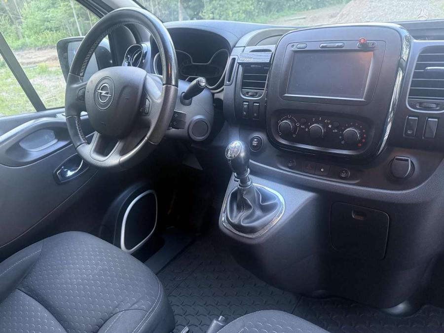 Pelēks Opel Vivaro 2017 Kauņa, ar dzinēja tilpumu 1.60 L un nobraukumu 195 tūkst. km par 13350 €, foto 9 vietnē AUTOMOTO.COM.LV