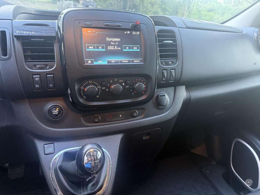 Pelēks Opel Vivaro 2017 Kauņa, ar dzinēja tilpumu 1.60 L un nobraukumu 195 tūkst. km par 13350 €, foto 20 vietnē AUTOMOTO.COM.LV