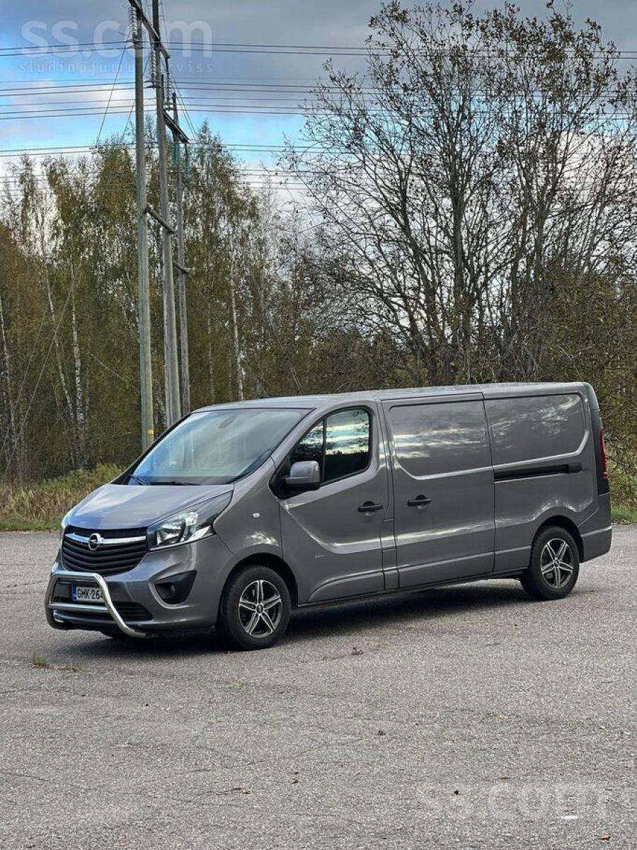 Grey Opel Vivaro 2017 in Ogre, with an engine capacity of 1.60 L and mileage of 188 thousand km for 10400 €, photo 1 on AUTOMOTO.COM.LV
