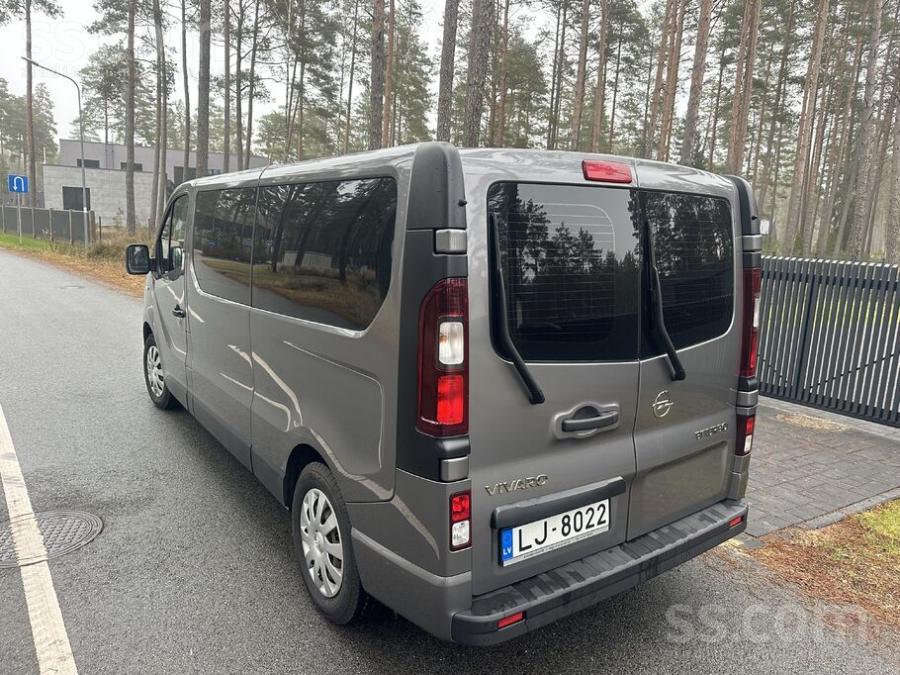 Pelēks Opel Vivaro 2018 Rīga, ar dzinēja tilpumu 1.60 L un nobraukumu 75 tūkst. km par 15500 €, foto 4 vietnē AUTOMOTO.COM.LV