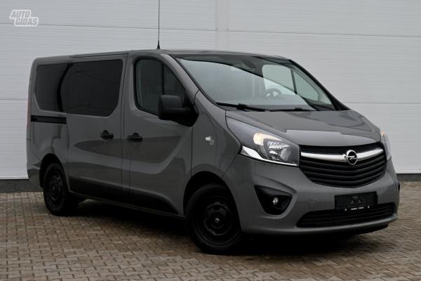 Pelēks Opel Vivaro 2018 Kretinga, ar dzinēja tilpumu 1.60 L un nobraukumu 261 tūkst. km par 14499 €, foto  vietnē AUTOMOTO.COM.LV