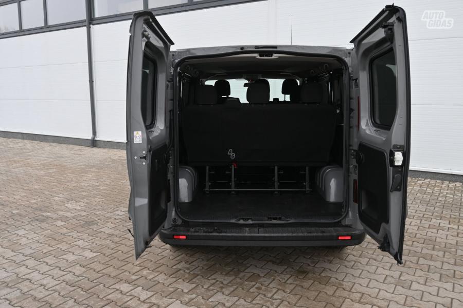 Pelēks Opel Vivaro 2018 Kretinga, ar dzinēja tilpumu 1.60 L un nobraukumu 261 tūkst. km par 14499 €, foto 11 vietnē AUTOMOTO.COM.LV