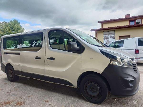 Pelēks Opel Vivaro 2018 Tauragė, ar dzinēja tilpumu 1.60 L un nobraukumu 197 tūkst. km par 9300 €, foto 4 vietnē AUTOMOTO.COM.LV