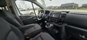 Grey Opel Vivaro 2018 in Klaipeda, with an engine capacity of 1.60 L and mileage of 498 thousand km for 10400 €, photo 11 on AUTOMOTO.COM.LV