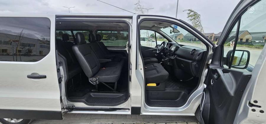 Grey Opel Vivaro 2018 in Klaipeda, with an engine capacity of 1.60 L and mileage of 498 thousand km for 10400 €, photo 14 on AUTOMOTO.COM.LV