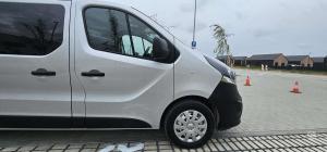 Grey Opel Vivaro 2018 in Klaipeda, with an engine capacity of 1.60 L and mileage of 498 thousand km for 10400 €, photo 23 on AUTOMOTO.COM.LV