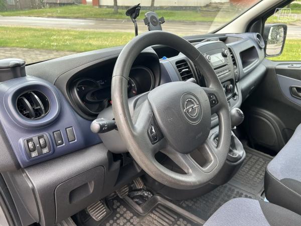 Grey Opel Vivaro 2019 in Telschi, with an engine capacity of 2.00 L and mileage of 365 thousand km for 10500 €, photo 5 on AUTOMOTO.COM.LV