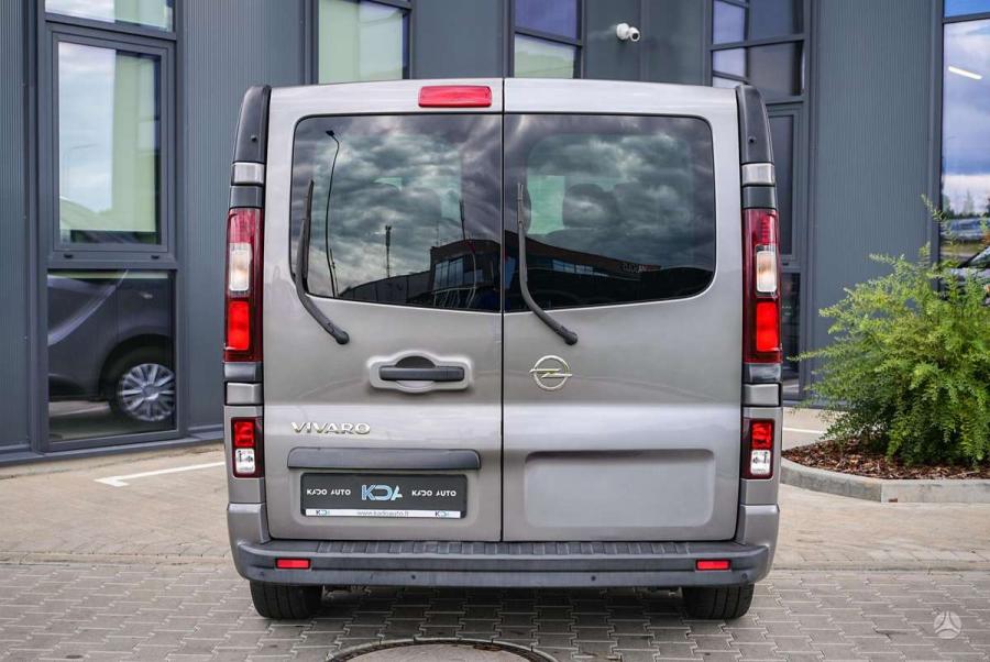 Pelēks Opel Vivaro 2019 Kauņa, ar dzinēja tilpumu 1.60 L un nobraukumu 203 tūkst. km par 13950 €, foto 9 vietnē AUTOMOTO.COM.LV