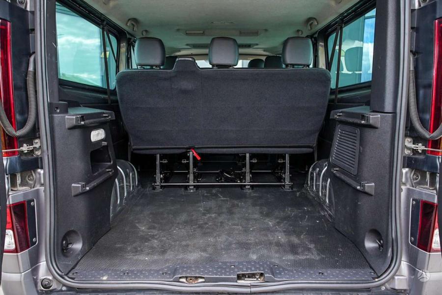 Pelēks Opel Vivaro 2019 Kauņa, ar dzinēja tilpumu 1.60 L un nobraukumu 203 tūkst. km par 13950 €, foto 13 vietnē AUTOMOTO.COM.LV