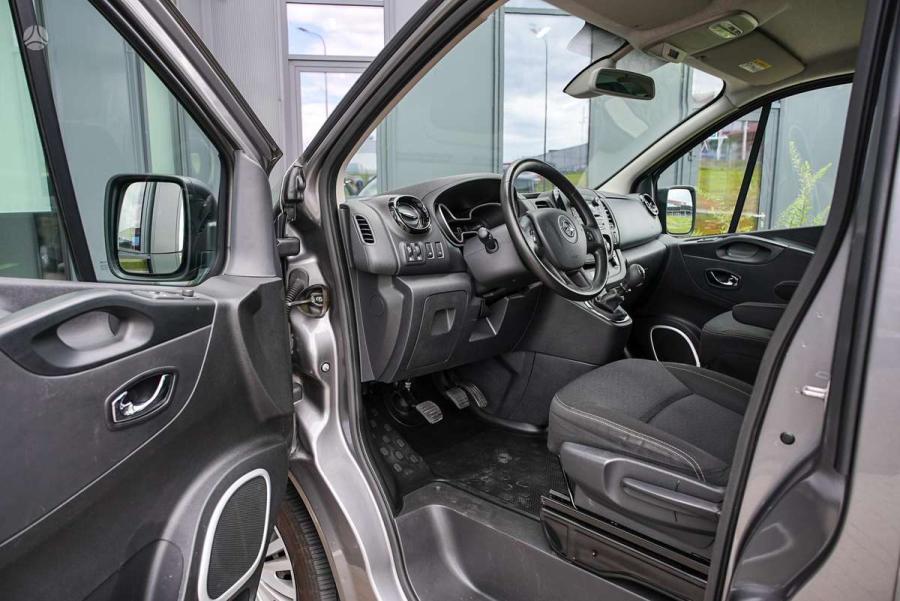 Pelēks Opel Vivaro 2019 Kauņa, ar dzinēja tilpumu 1.60 L un nobraukumu 203 tūkst. km par 13950 €, foto 19 vietnē AUTOMOTO.COM.LV