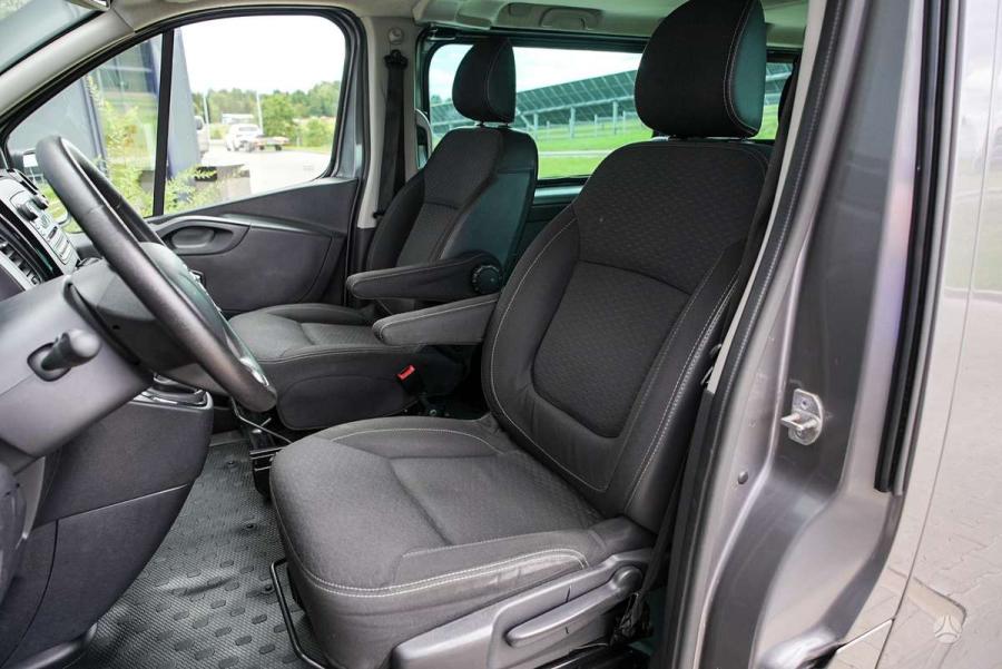 Pelēks Opel Vivaro 2019 Kauņa, ar dzinēja tilpumu 1.60 L un nobraukumu 203 tūkst. km par 13950 €, foto 22 vietnē AUTOMOTO.COM.LV