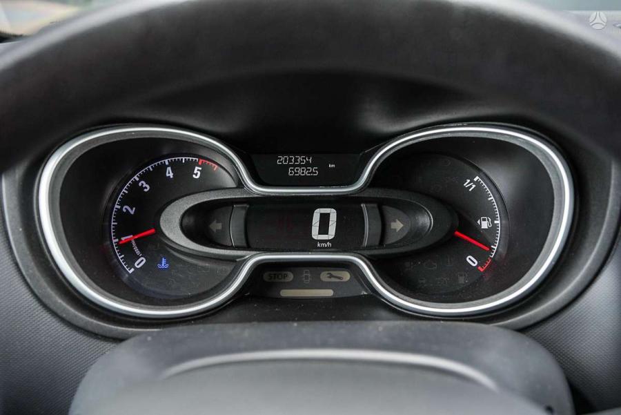 Pelēks Opel Vivaro 2019 Kauņa, ar dzinēja tilpumu 1.60 L un nobraukumu 203 tūkst. km par 13950 €, foto 23 vietnē AUTOMOTO.COM.LV