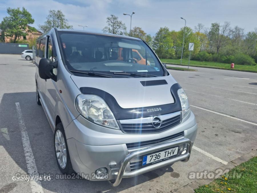 Grey Opel Vivaro 2010 in Tallinn, with an engine capacity of 2.00 L and mileage of 310 thousand km for 6400 €, photo 4 on AUTOMOTO.COM.LV