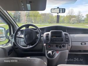 Grey Opel Vivaro 2010 in Tallinn, with an engine capacity of 2.00 L and mileage of 310 thousand km for 6400 €, photo 5 on AUTOMOTO.COM.LV