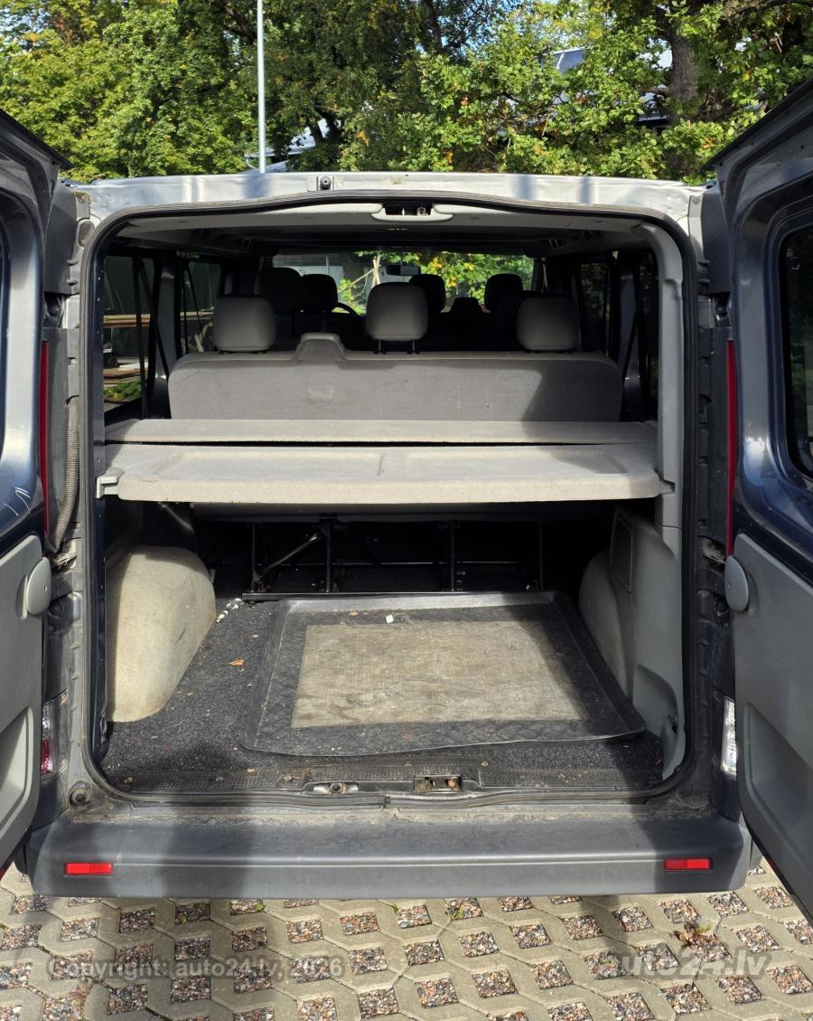 Серый Опель Виваро 2011 в Таллин, объемом двигателя 2.00 л и пробегом 150 тыс. км за 4000 €, фото 6 на AUTOMOTO.COM.LV