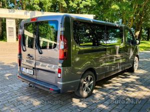 Pelēks Opel Vivaro 2015 Tallina, ar dzinēja tilpumu 1.60 L un nobraukumu 185 tūkst. km par 11500 €, foto 4 vietnē AUTOMOTO.COM.LV