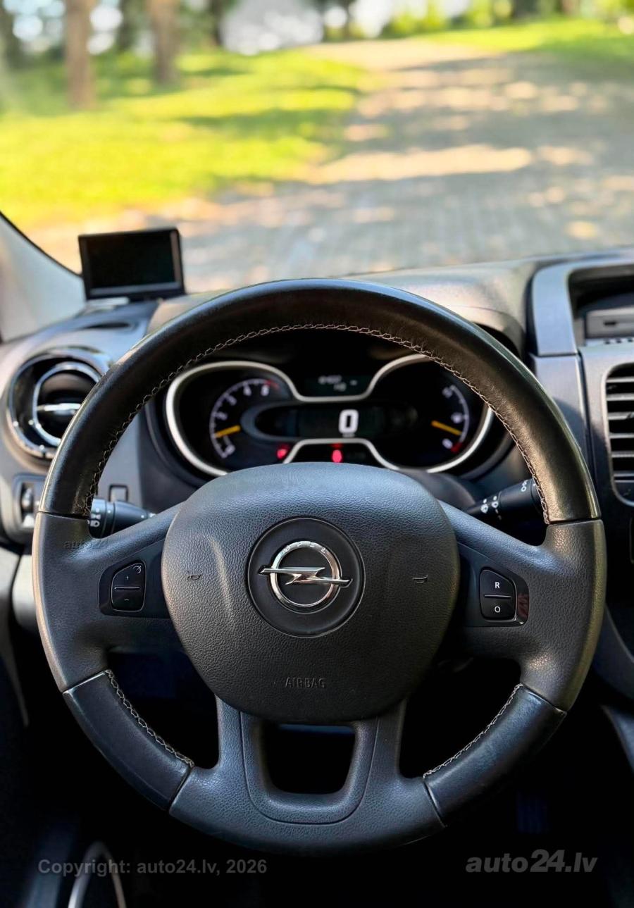 Pelēks Opel Vivaro 2015 Tallina, ar dzinēja tilpumu 1.60 L un nobraukumu 185 tūkst. km par 11500 €, foto 16 vietnē AUTOMOTO.COM.LV