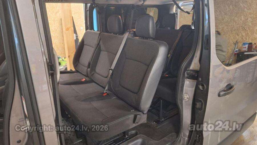 Pelēks Opel Vivaro 2018 Kuresāre, ar dzinēja tilpumu 1.60 L un nobraukumu 162 tūkst. km par 18900 €, foto 11 vietnē AUTOMOTO.COM.LV