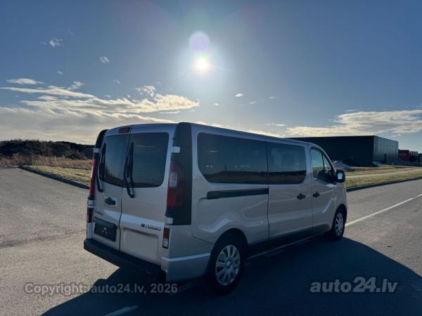 Grey Opel Vivaro 2019 in Tartu, with an engine capacity of 1.60 L and mileage of 285 thousand km for 13020 €, photo 5 on AUTOMOTO.COM.LV
