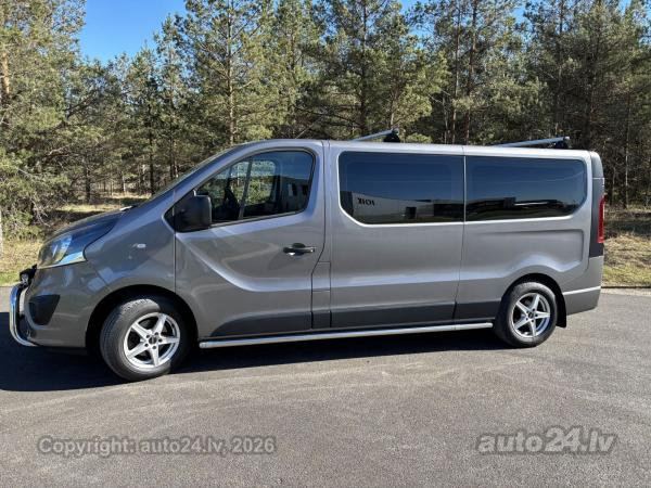 Grey Opel Vivaro 2019 in Tallinn, with an engine capacity of 1.60 L and mileage of 40 thousand km for 20990 €, photo 2 on AUTOMOTO.COM.LV