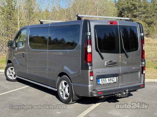 Grey Opel Vivaro 2019 in Tallinn, with an engine capacity of 1.60 L and mileage of 40 thousand km for 20990 €, photo 4 on AUTOMOTO.COM.LV