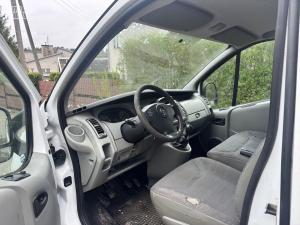 Opel Vivaro 2006 in Jurbarkas, with an engine capacity of 1.90 L and mileage of 278 thousand km for 1900 €, photo 7 on AUTOMOTO.COM.LV