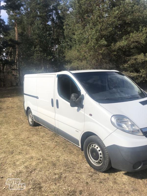 Opel Vivaro 2007 in Kaunas, with an engine capacity of 2.00 L and mileage of 312 thousand km for 3700 €, photo 1 on AUTOMOTO.COM.LV