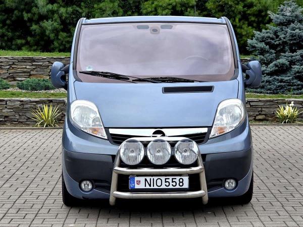 Opel Vivaro 2007 in Kedainiai, with an engine capacity of 2.50 L and mileage of 288 thousand km for 9500 €, photo 3 on AUTOMOTO.COM.LV