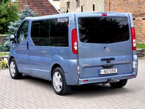 Opel Vivaro 2007 in Kedainiai, with an engine capacity of 2.50 L and mileage of 288 thousand km for 9500 €, photo 9 on AUTOMOTO.COM.LV