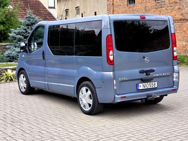Opel Vivaro 2007 in Kedainiai, with an engine capacity of 2.50 L and mileage of 288 thousand km for 9500 €, photo 9 on AUTOMOTO.COM.LV