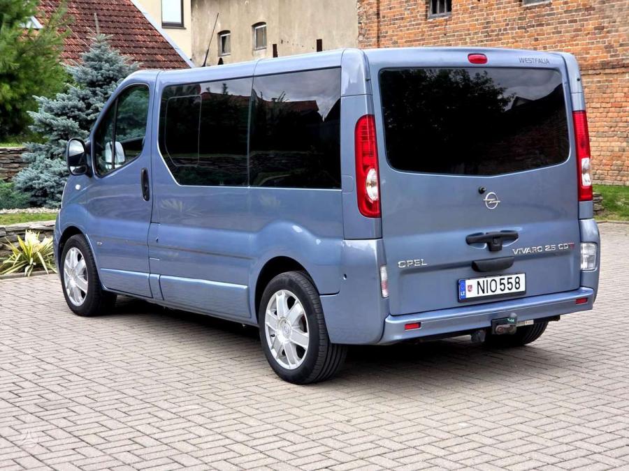 Opel Vivaro 2007 in Kedainiai, with an engine capacity of 2.50 L and mileage of 288 thousand km for 9500 €, photo 10 on AUTOMOTO.COM.LV