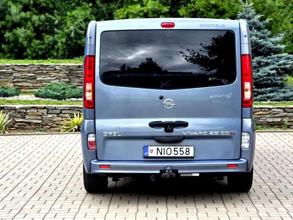 Opel Vivaro 2007 in Kedainiai, with an engine capacity of 2.50 L and mileage of 288 thousand km for 9500 €, photo 10 on AUTOMOTO.COM.LV