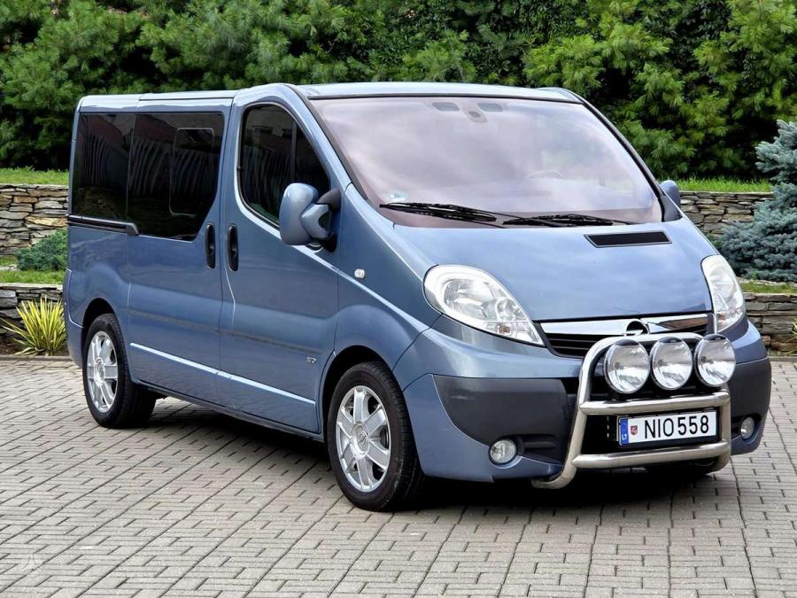 Opel Vivaro 2007 in Kedainiai, with an engine capacity of 2.50 L and mileage of 288 thousand km for 9500 €, photo 15 on AUTOMOTO.COM.LV