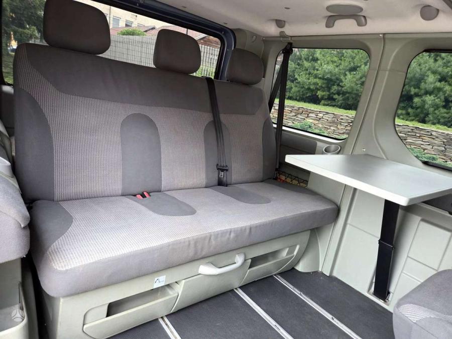 Opel Vivaro 2007 in Kedainiai, with an engine capacity of 2.50 L and mileage of 288 thousand km for 9500 €, photo 24 on AUTOMOTO.COM.LV