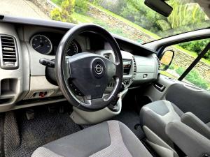 Opel Vivaro 2007 in Kedainiai, with an engine capacity of 2.50 L and mileage of 288 thousand km for 9500 €, photo 33 on AUTOMOTO.COM.LV