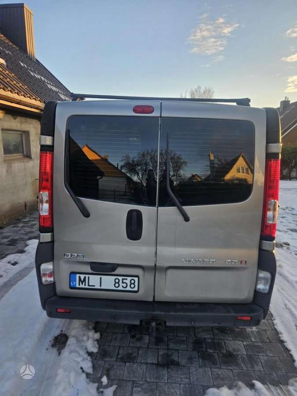Opel Vivaro 2008 Telšiai, ar dzinēja tilpumu 2.00 L un nobraukumu 239 tūkst. km par 4850 €, foto 5 vietnē AUTOMOTO.COM.LV