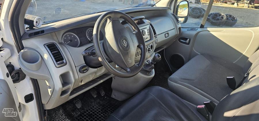 Opel Vivaro 2008 in Mazeikiai, with an engine capacity of 2.00 L and mileage of 373 thousand km for 3300 €, photo 9 on AUTOMOTO.COM.LV
