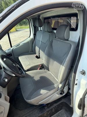 Opel Vivaro 2009 Kauņa, ar dzinēja tilpumu 2.00 L un nobraukumu 199 tūkst. km par 4500 €, foto 6 vietnē AUTOMOTO.COM.LV