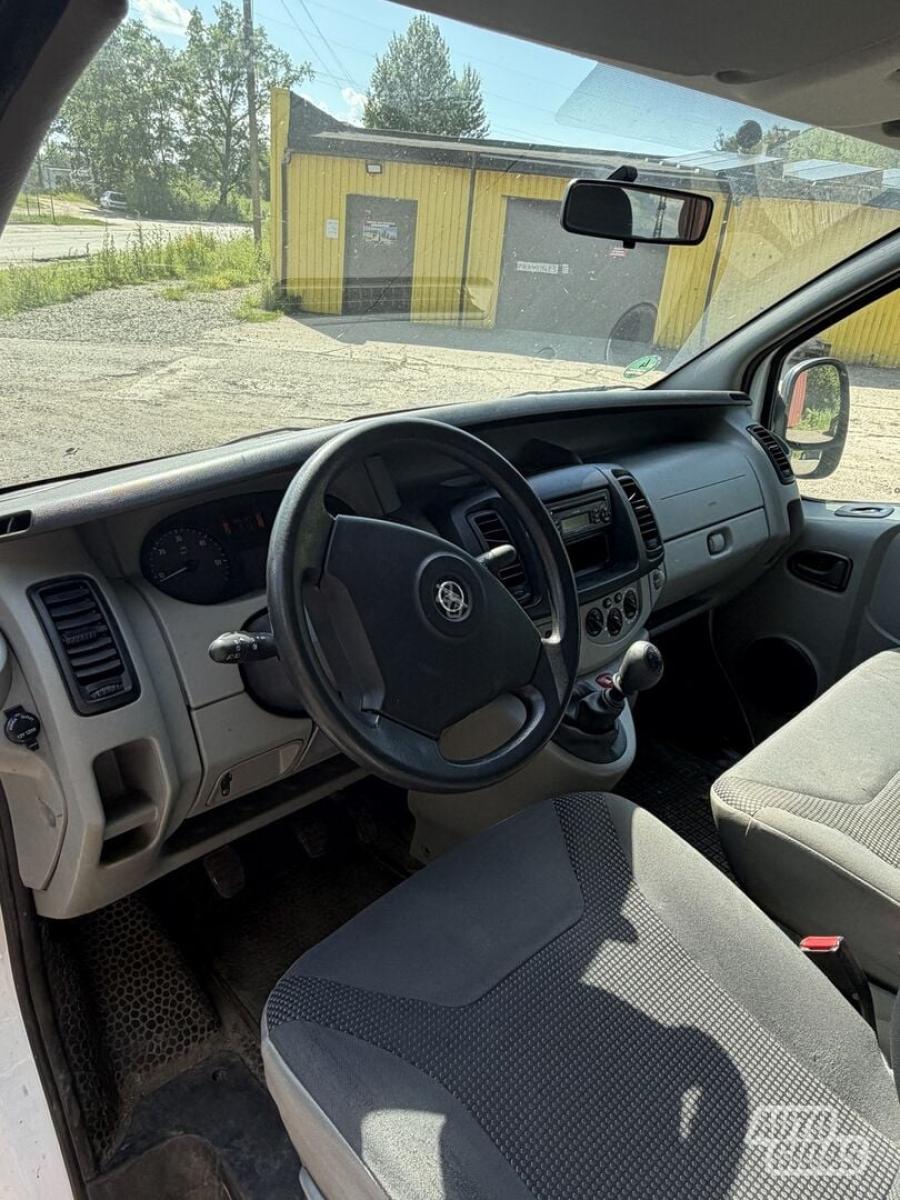 Opel Vivaro 2009 Kauņa, ar dzinēja tilpumu 2.00 L un nobraukumu 199 tūkst. km par 4500 €, foto 7 vietnē AUTOMOTO.COM.LV