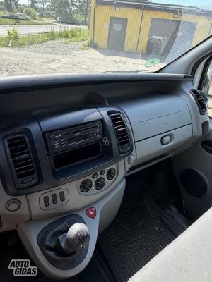 Opel Vivaro 2009 Kauņa, ar dzinēja tilpumu 2.00 L un nobraukumu 199 tūkst. km par 4500 €, foto 8 vietnē AUTOMOTO.COM.LV
