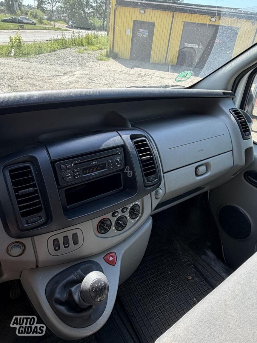 Opel Vivaro 2009 Kauņa, ar dzinēja tilpumu 2.00 L un nobraukumu 199 tūkst. km par 4500 €, foto 8 vietnē AUTOMOTO.COM.LV