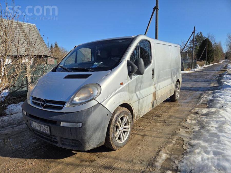 Opel Vivaro 2002 Rīga, ar dzinēja tilpumu 1.90 L un nobraukumu 350 tūkst. km par 1200 €, foto 3 vietnē AUTOMOTO.COM.LV