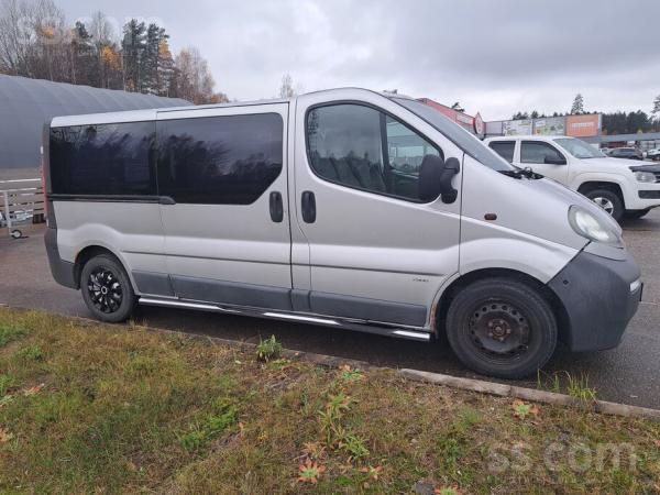 Opel Vivaro 2002 Rīga, ar dzinēja tilpumu 1.90 L un nobraukumu 503 tūkst. km par 2500 €, foto 4 vietnē AUTOMOTO.COM.LV