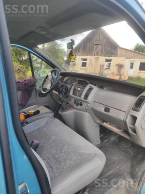 Opel Vivaro 2002 Jelgava, ar dzinēja tilpumu 1.90 L un nobraukumu 277 tūkst. km par 3000 €, foto 5 vietnē AUTOMOTO.COM.LV